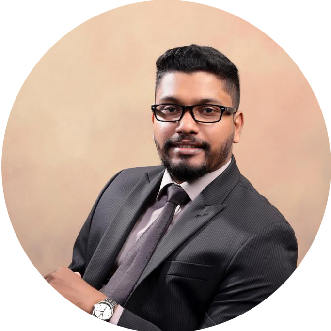 Meet the Langpros Expert Team